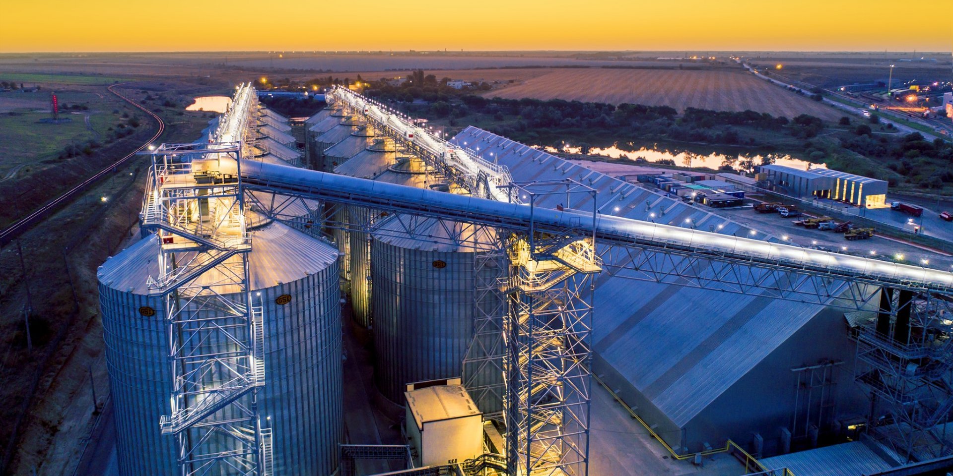 MV Cargo и Cargill официально запустили зерновой терминал в порту Южный ...