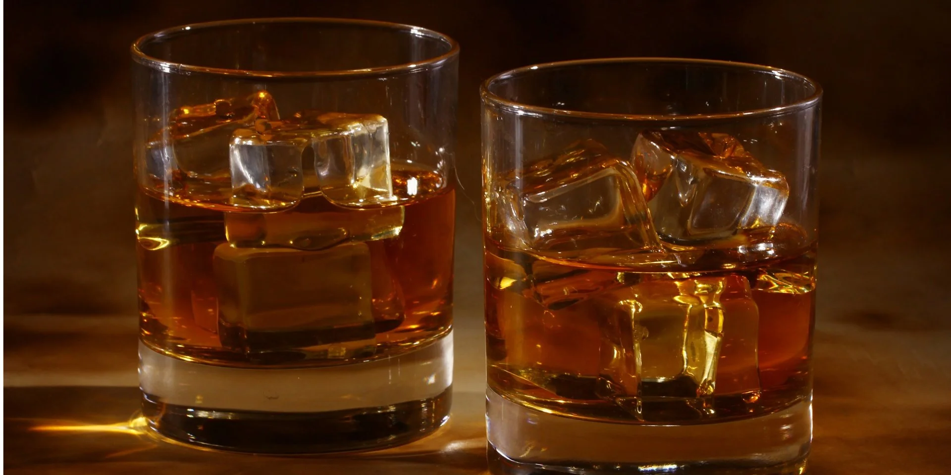 Ром — как выбрать и правильно пить белый, темный и золотой ром / NV