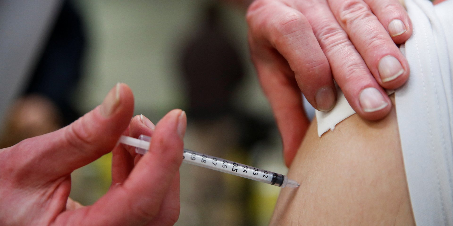 Тисячу за вакцинацію платитимуть підліткам — що відомо — новини України Nv