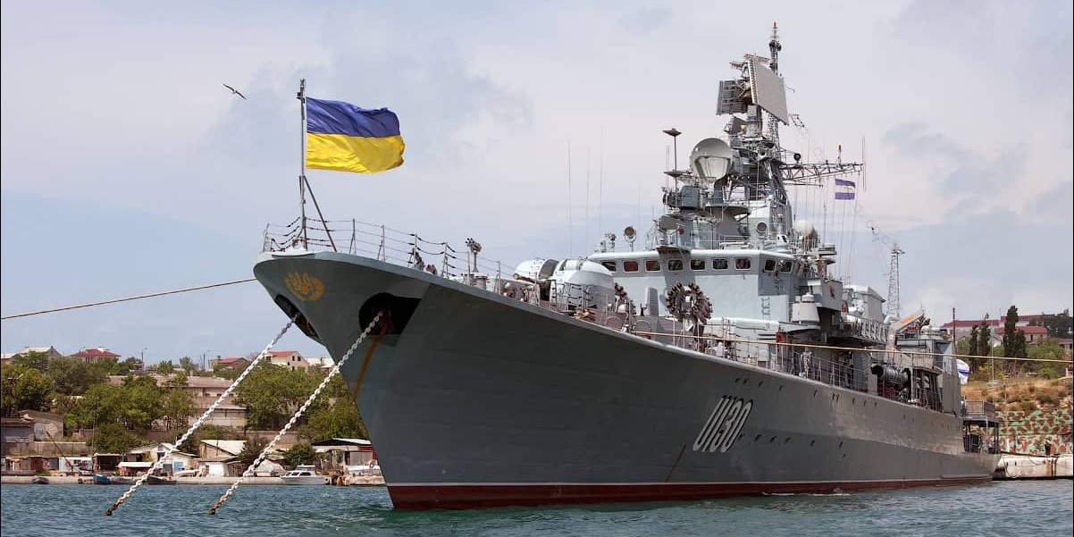Ukraine's Navy scuttles own frigate, the Hetman Sahaydachny – MoD chief ...