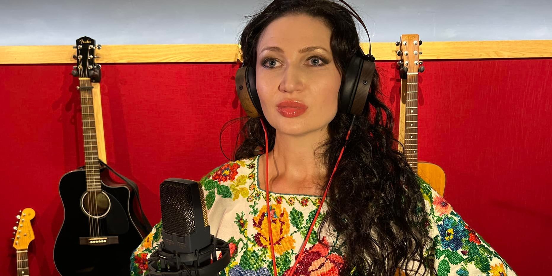 Дружина Дмитра Гордона здивувала виконанням Козацькому роду нема ...