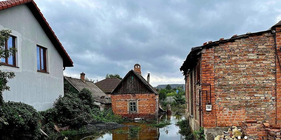 Kryvyi Rih floods after missile strike on dam have been mitigated ...