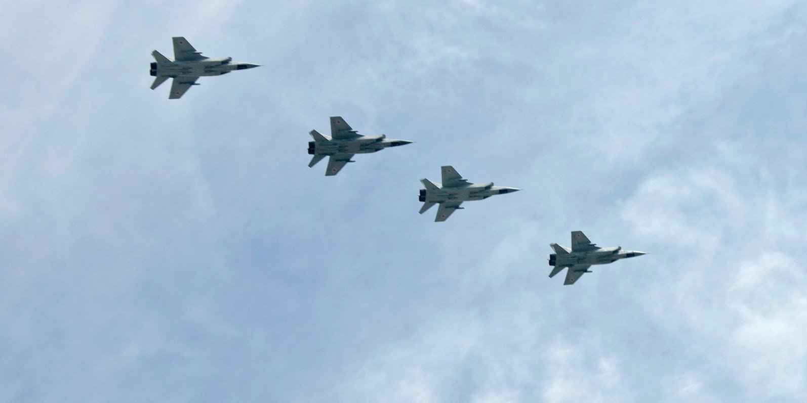 Multiple fighter jets recorded taking off from Belarus - Ukraine news ...