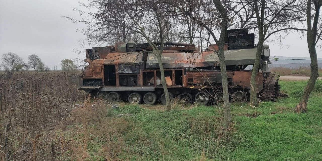 Russians attacking in Donbas, building up defenses on east bank of ...