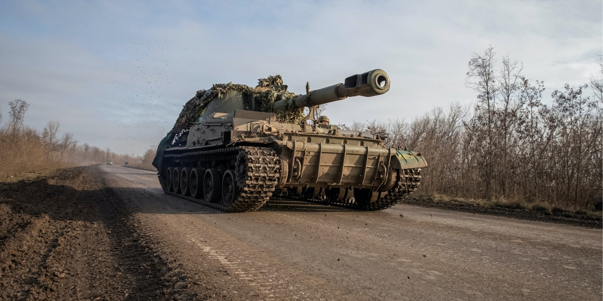 Combat ongoing near Kreminna during Ukraine Russia war / The New Voice ...