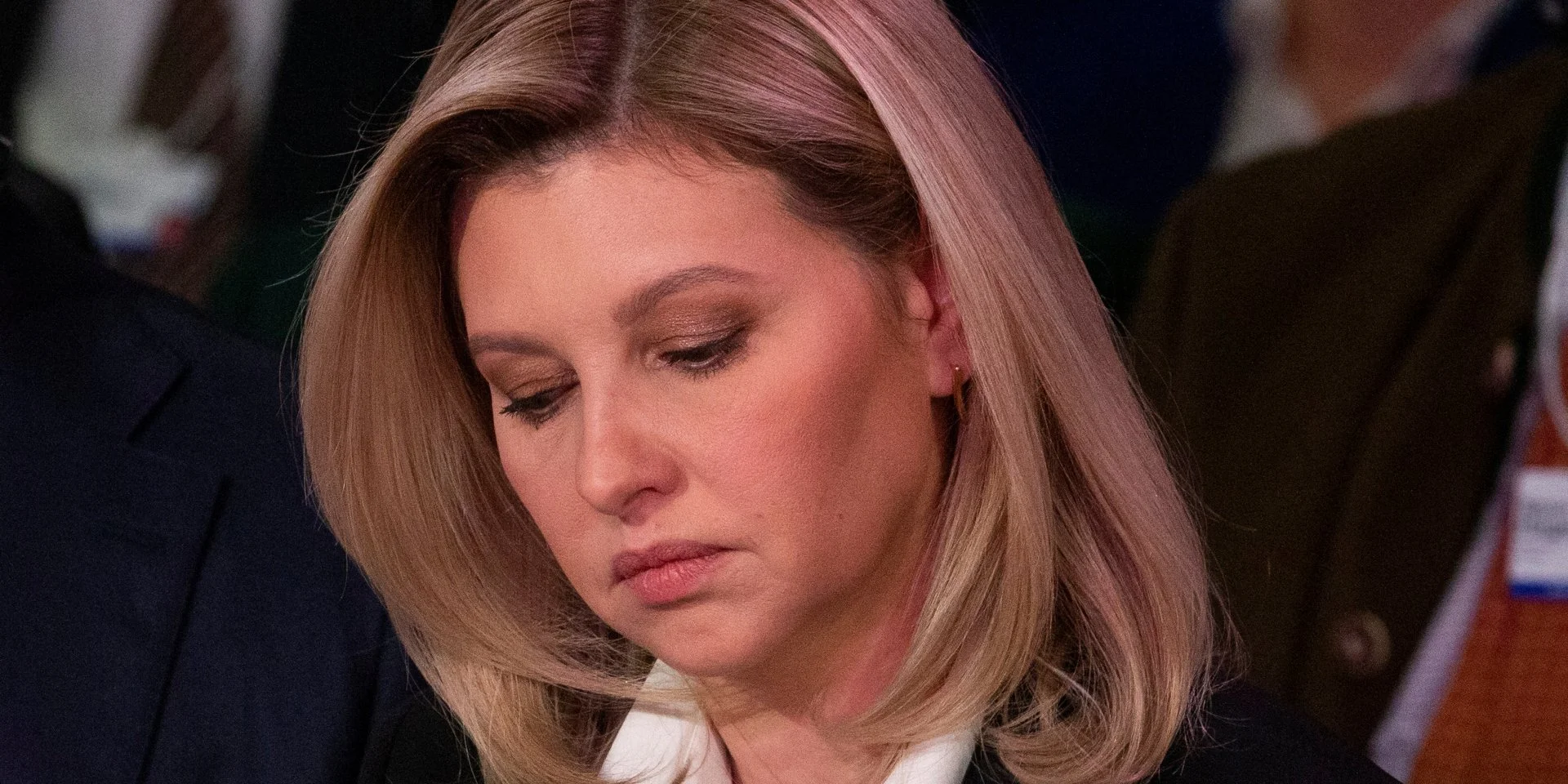 First Lady Zelenska, before speech at WEF in Davos, moved to tears by ...