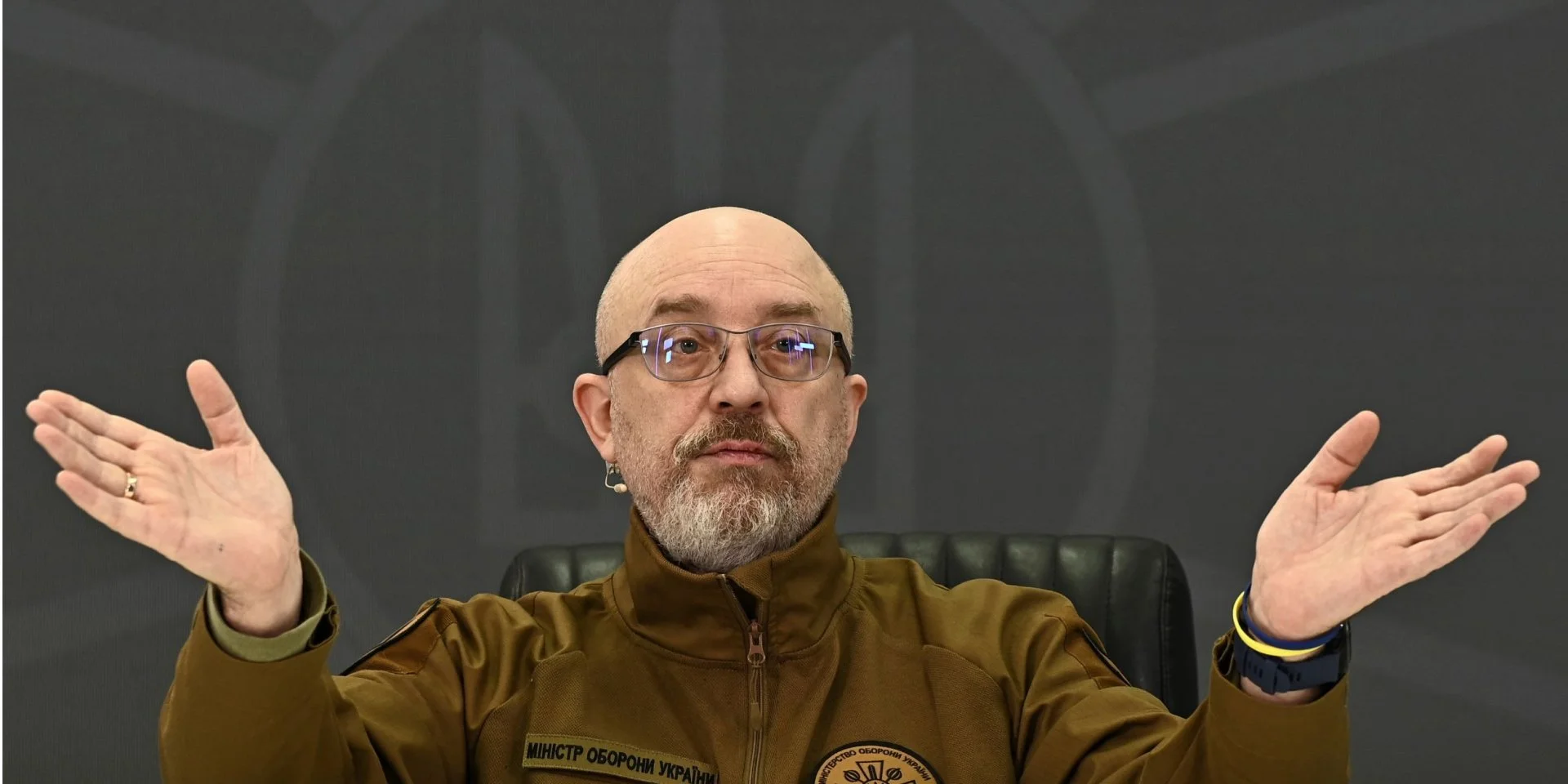Defense Minister Reznikov not to be dismissed yet, says ruling faction ...