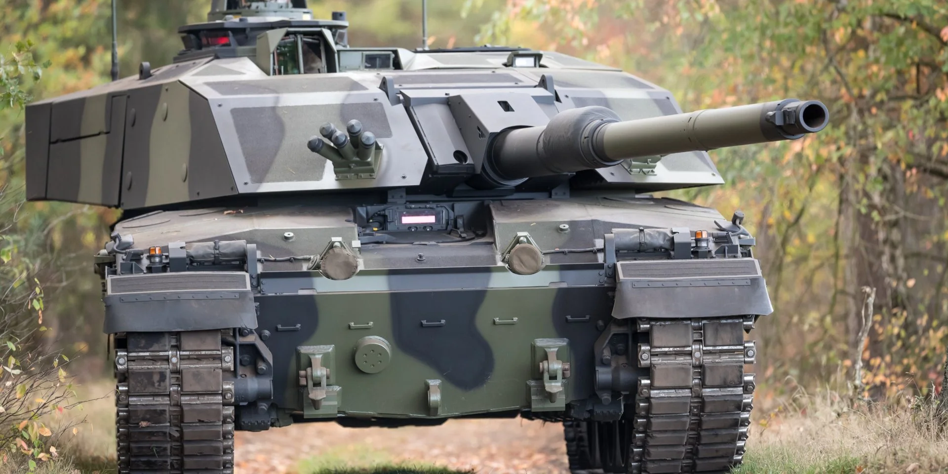 Британія погодила з виробником проєкт танку Challenger 3 — останні новини / NV