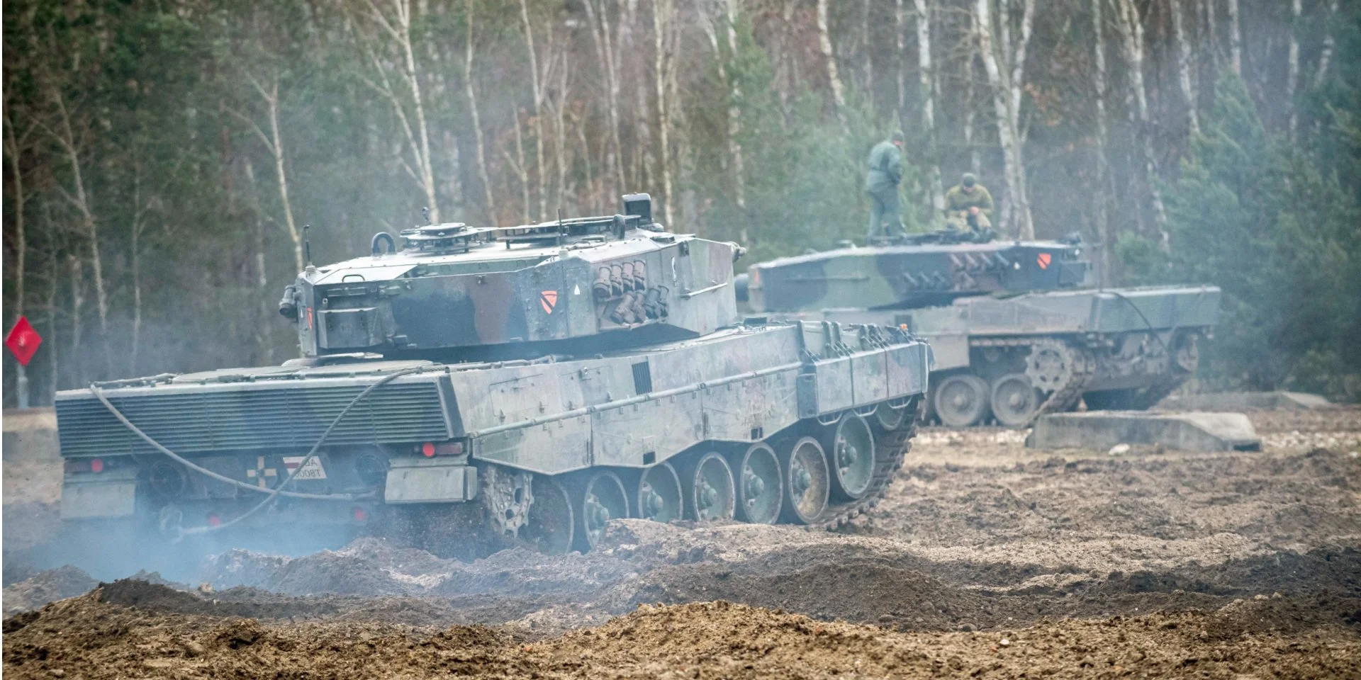 Leopard 2 — канадські військові показали, як навчають бійців ЗСУ опановувати танки / NV