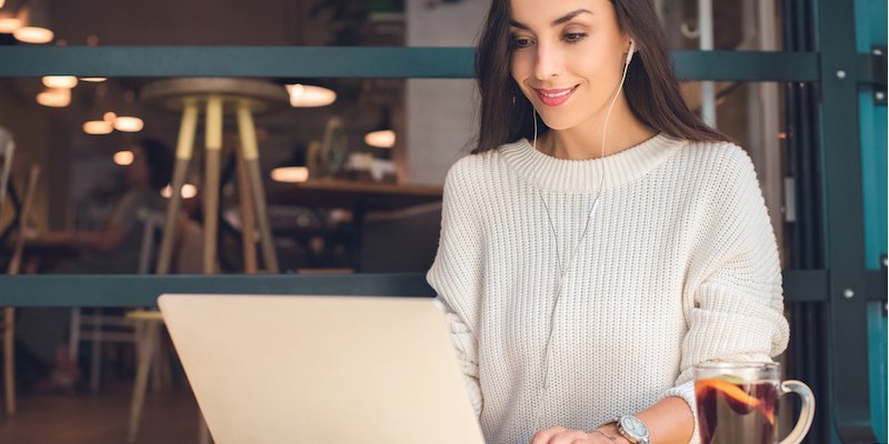 Ноутбук вагою менше 1 кг — який вибрати і на що звернути увагу / NV