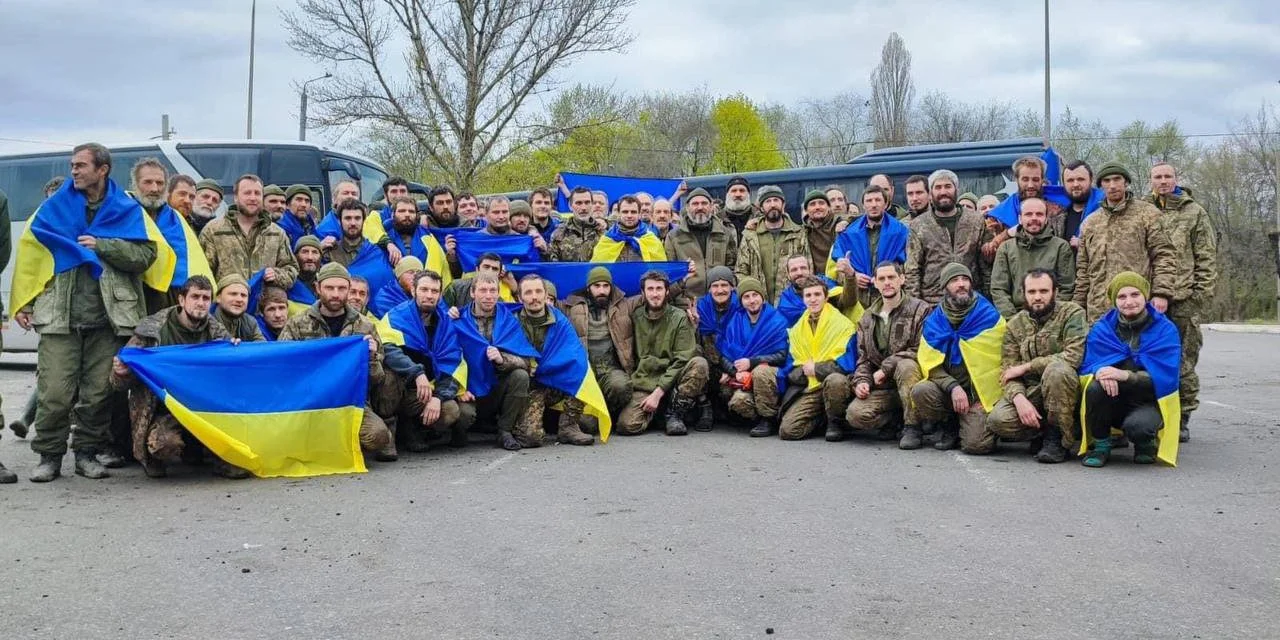Ukraine returns over 2,000 people from Russian captivity during full ...