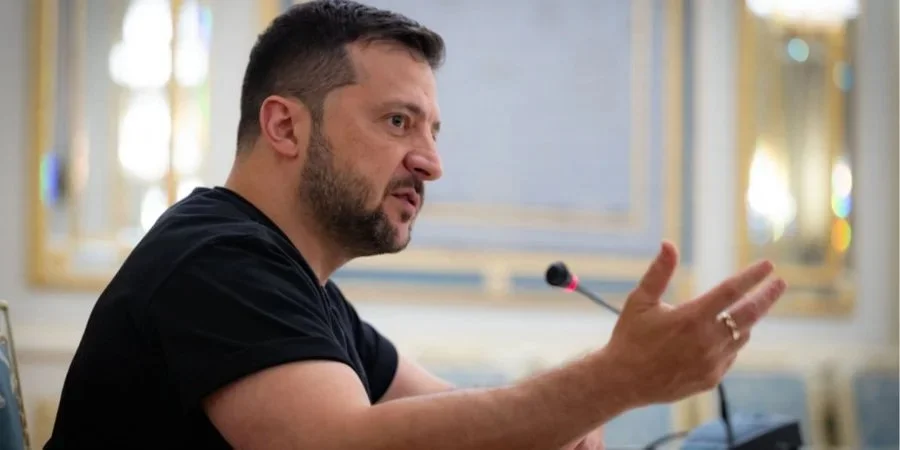 Zelenskyy holds "special format" Commander-in-Chief briefing / The New ...