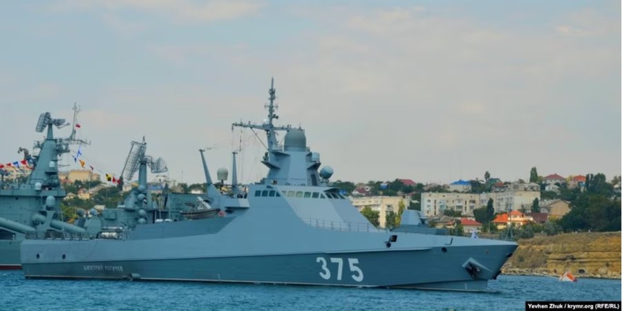 Two Russian patrol ships damaged in the Black Sea, Kyiv says — news ...