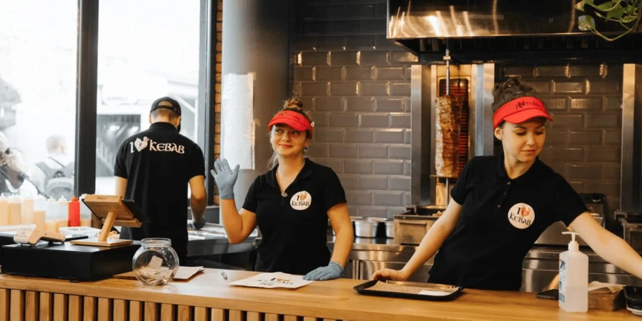 Russia restaurant steals name and logo of Lviv Ukraine fast food chain ...