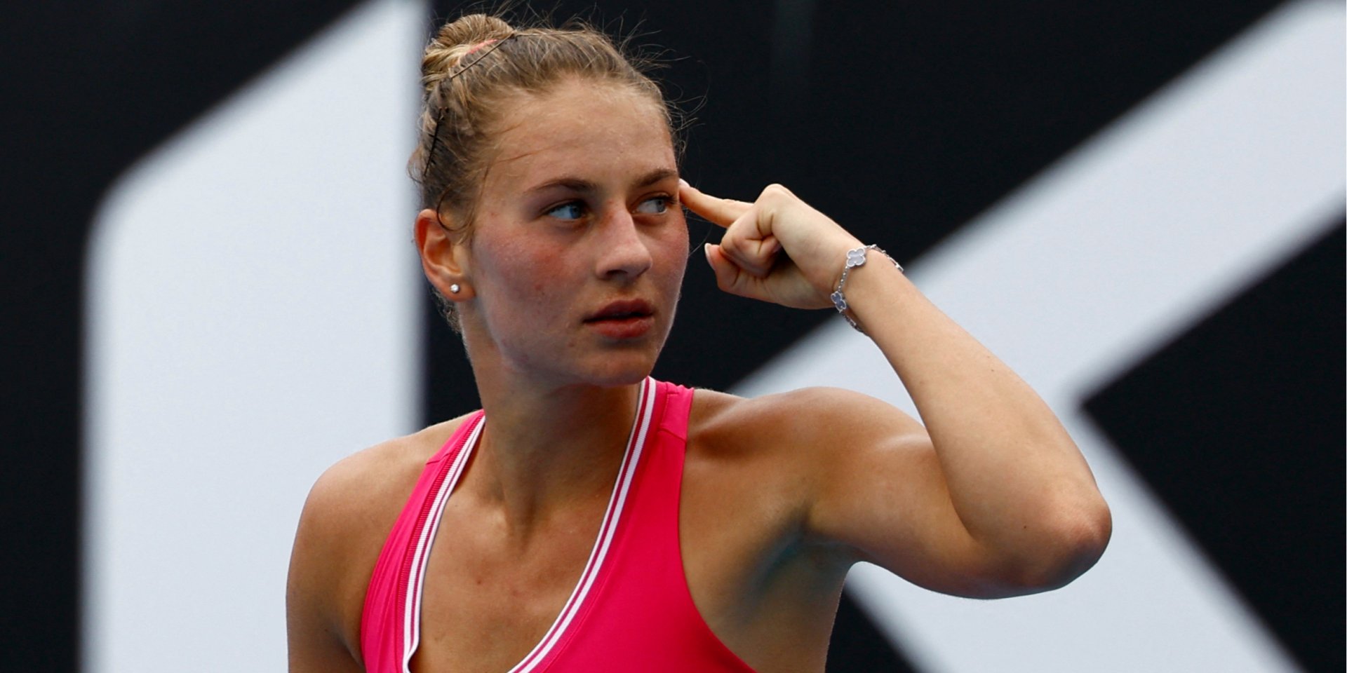 Марта Костюк похвалила россиянку Анастасию Потапову после выхода в полуфинал WTA 1000 / NV