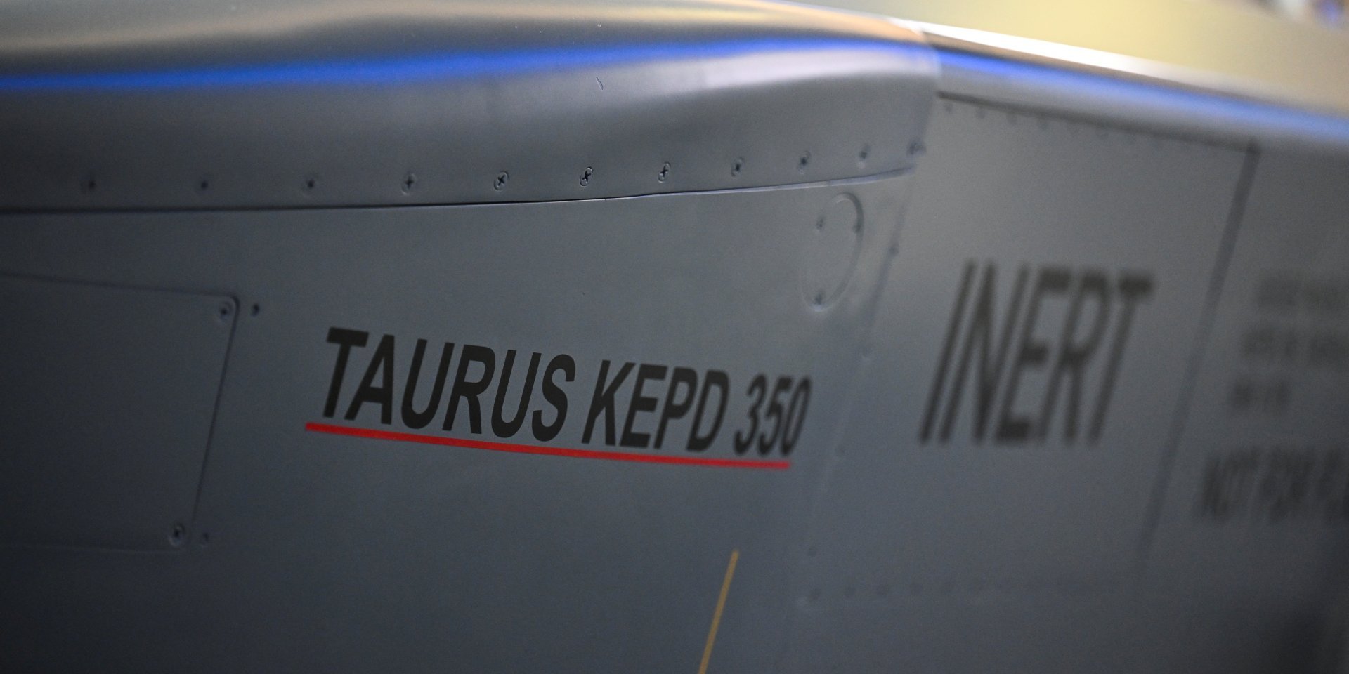 Taurus для Украины — почему Шольц не дает ракеты — Зеленский объяснил / NV