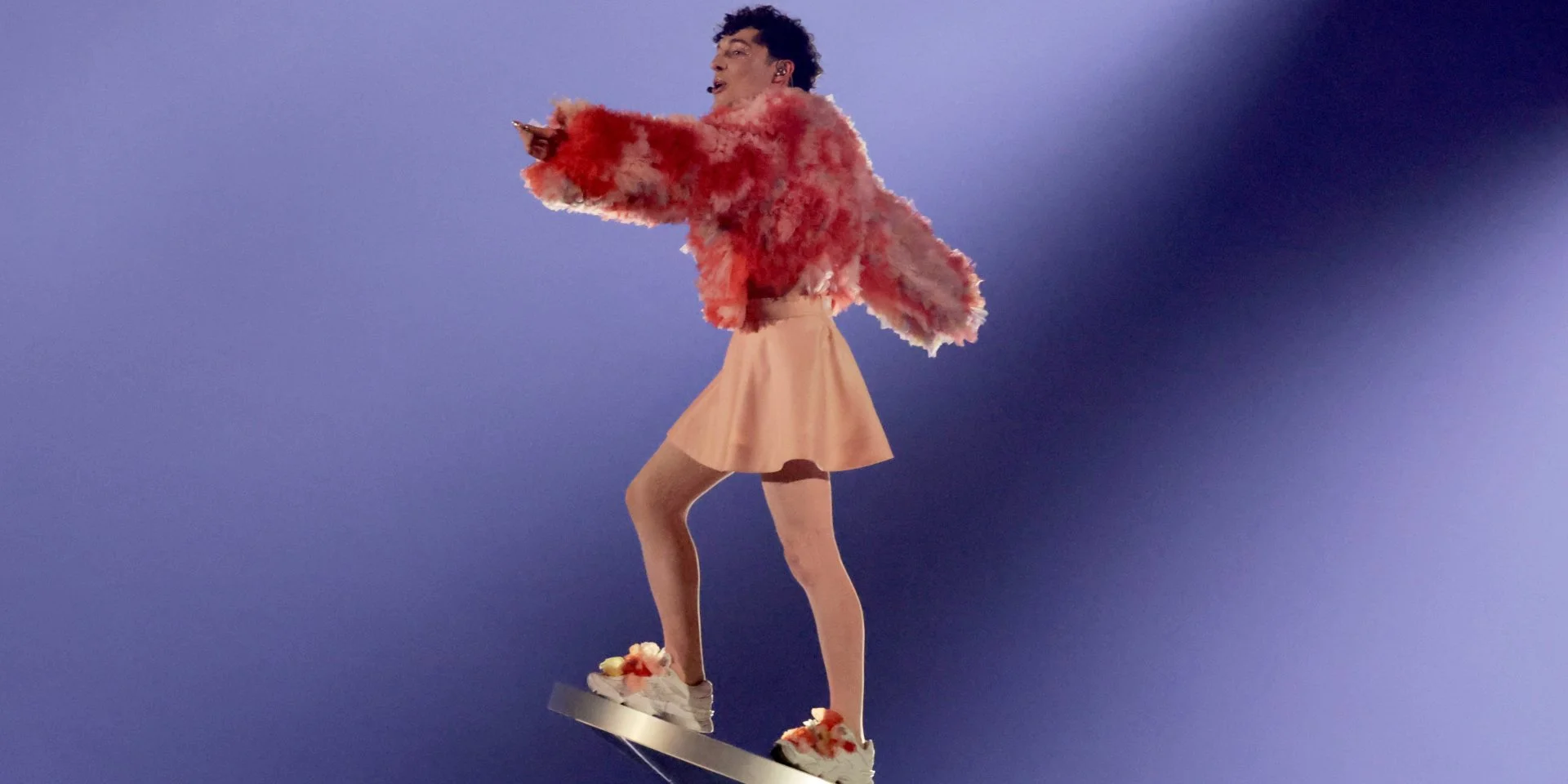 Nemo зі Швейцарії на Євробаченні 2024, розбір і аналіз номера від Боднарчука, відео / NV