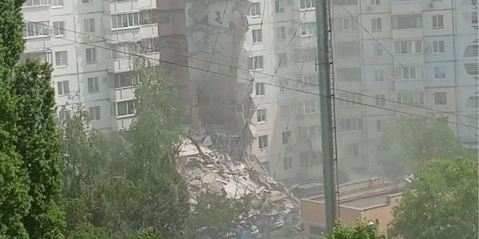 CCD: House in Belgorod seems to have been blown up, no falling objects ...