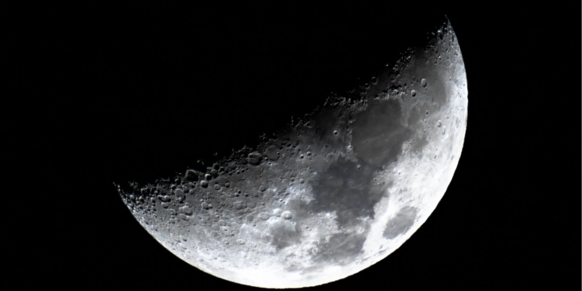 Місячний календар червень 2024 коли повний Місяць Молодик сприятливі дні фази Місяця Nv