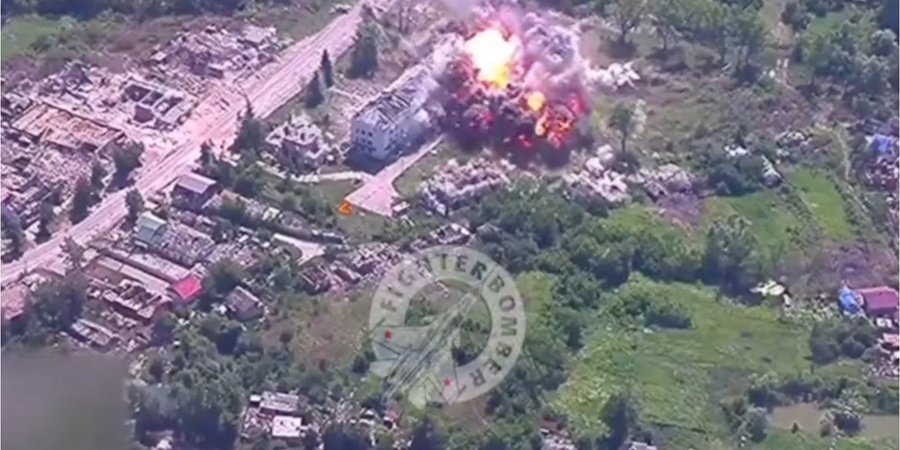 Russia’s first use of FAB-3000 guided bomb — video / The New Voice of ...