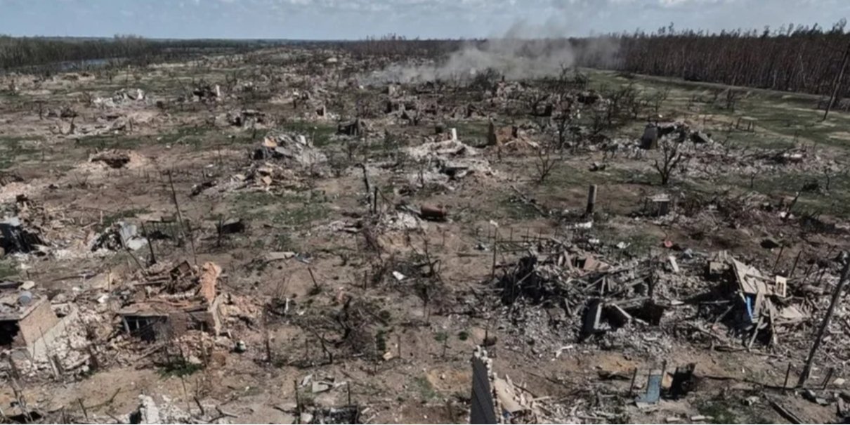 Russian troops launch 4 assaults on Krynky in Kherson Oblast but ...