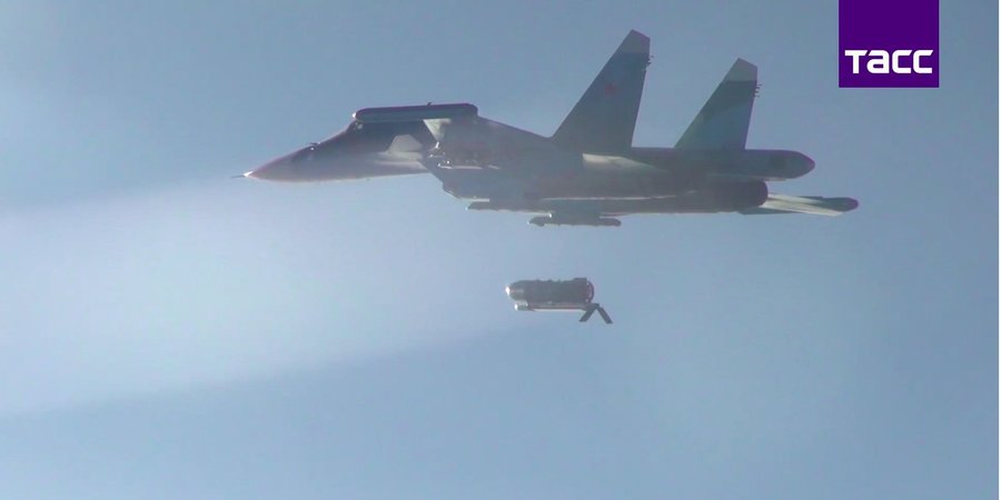 Russia's outdated FAB-3000 bombs with precision-guided kit still ...