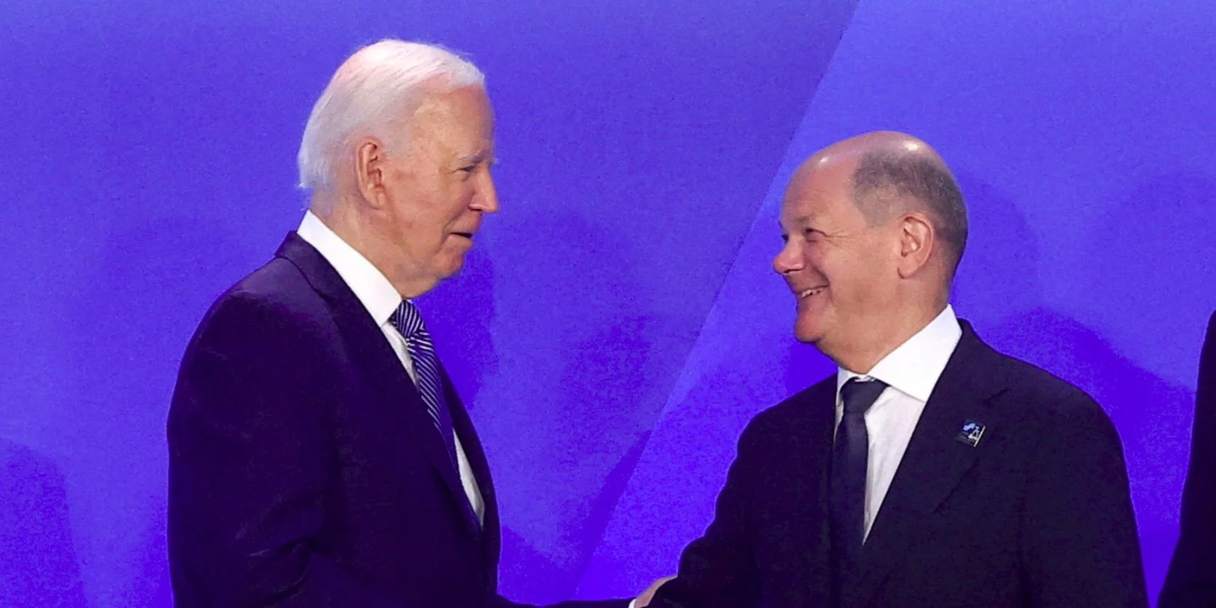 Timothy Ash: Ukraine losing war due to restricted Western support / The ...