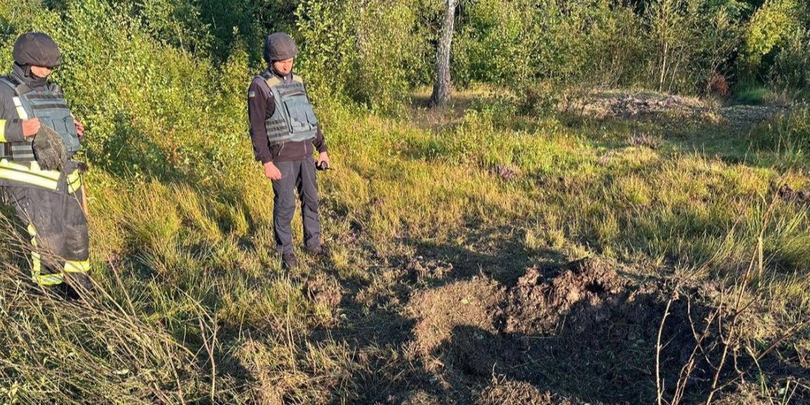 Civilian stepped on a mine in border area of Rivne Oblast, fortunately his life is not in danger ...