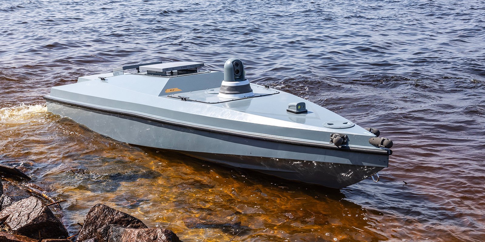 HUR destroys Russian Tunets-type speedboat in Crimea / The New Voice of ...