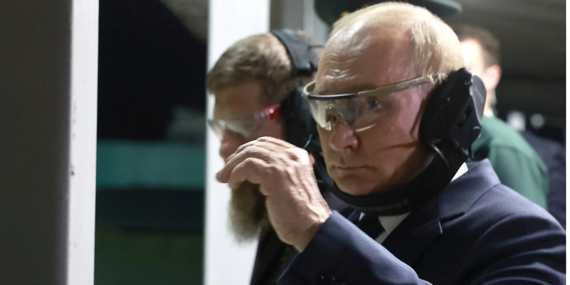 Putin’s Kursk response strains loyalty among Russian supporters - AP ...