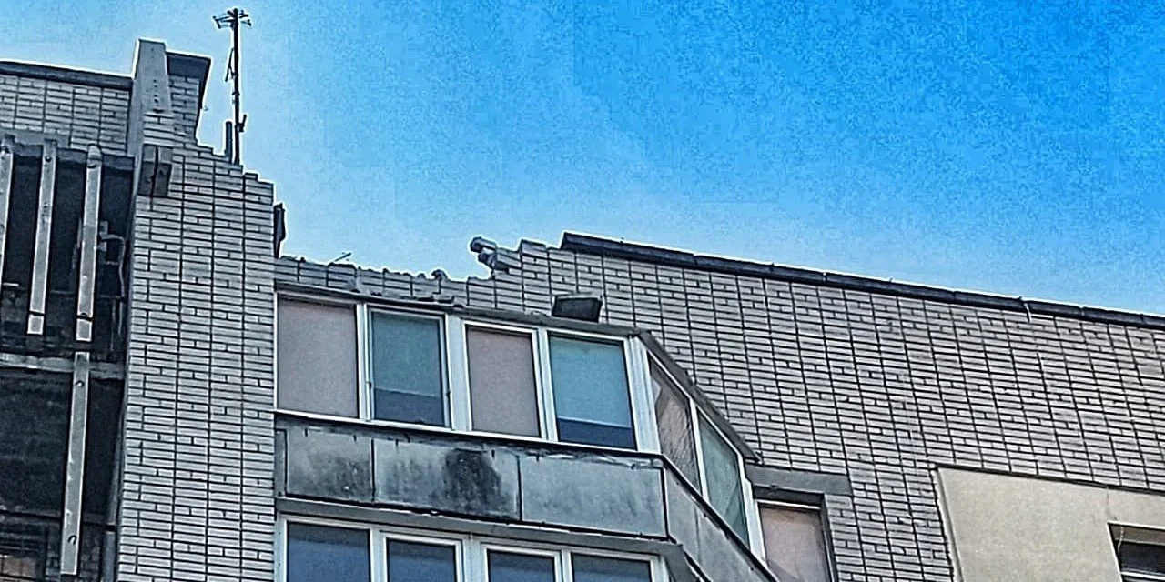 Russian army strikes Kherson: Three dead, six injured including one ...