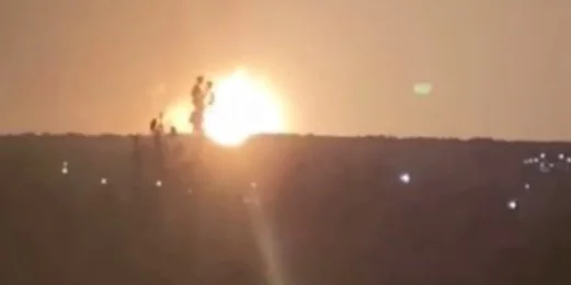 Russia deploys fire trains to combat blazes at Atlas oil depot / The ...