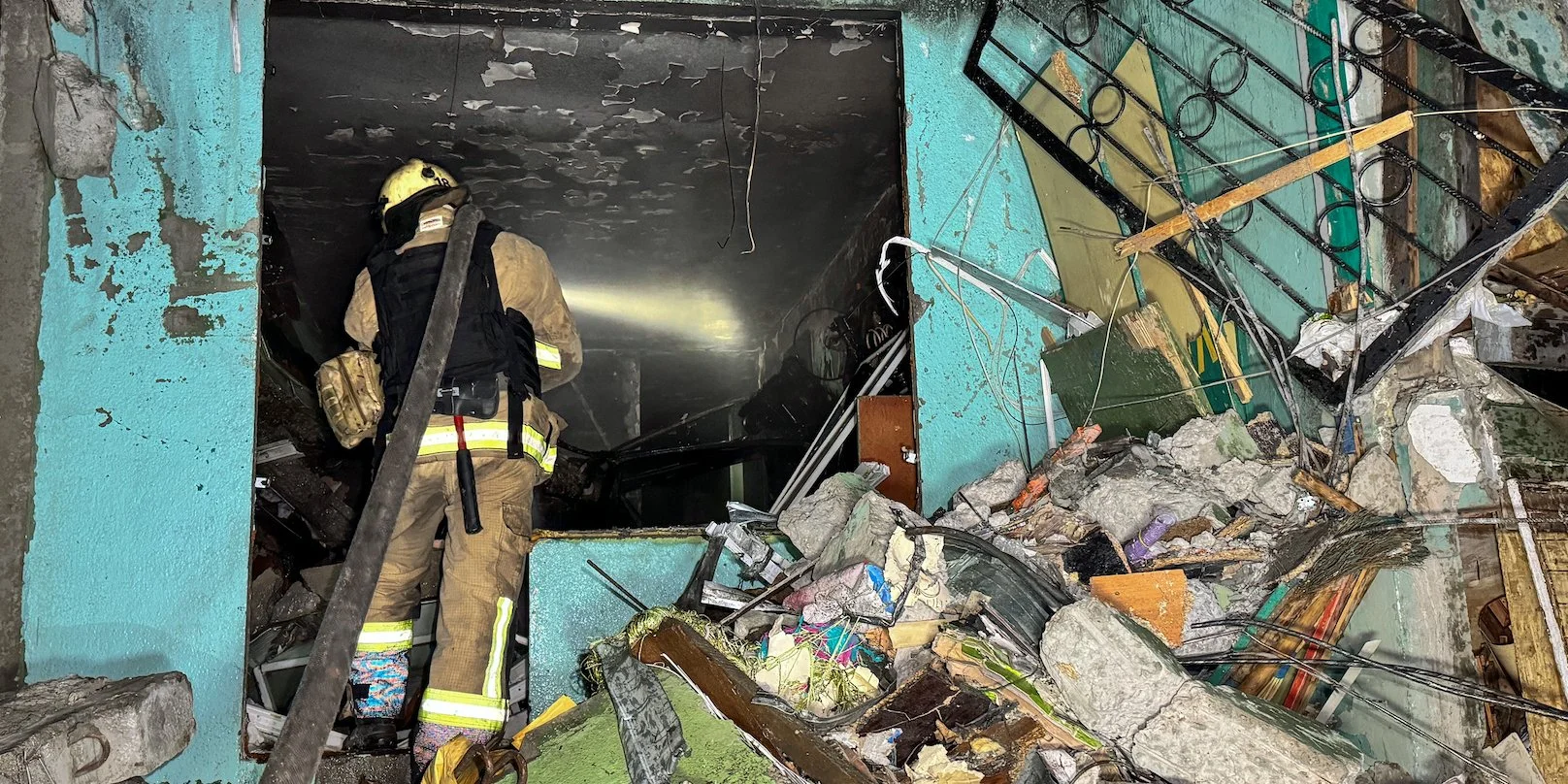 Kharkiv targeted by Russia's new Grom-E1 hybrid missile / The New Voice ...