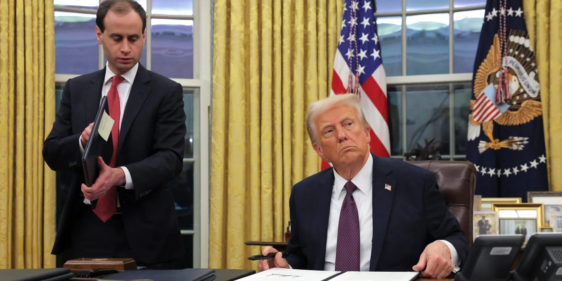 Дональд Трамп отменил 78 указов Джо Байдена — CNN / NV