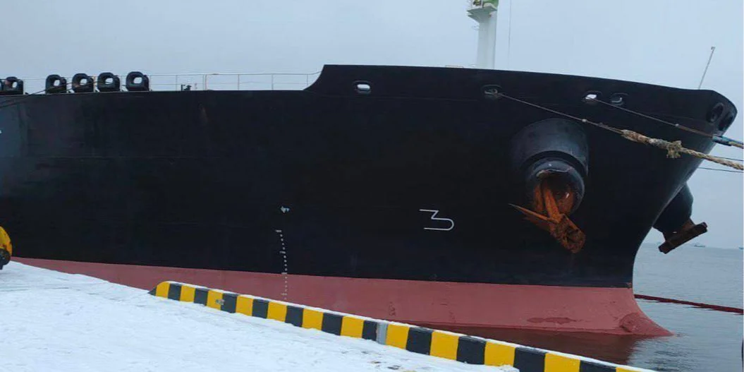 Oil tanker with 130,000 tons of fuel sinking in Russia’s Ust-Luga port ...