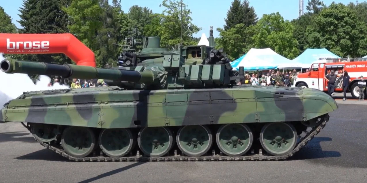 Танк Т-72M1 — Чехія передала Україні останні екземпляри, там переходять на Leopard / NV