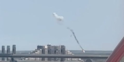 Drone strike hits Russian drone factory in Tatarstan — video / The New ...