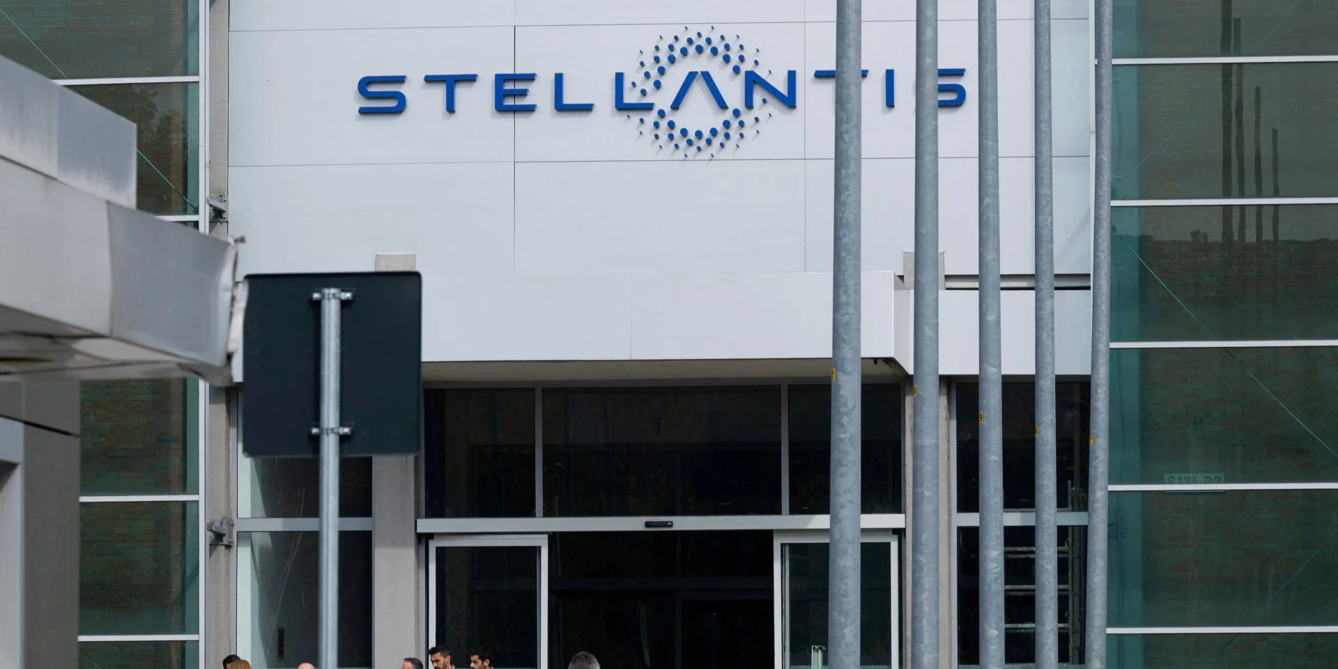 Слияния Stellantis и Renault не будет — по крайней мере сейчас / NV