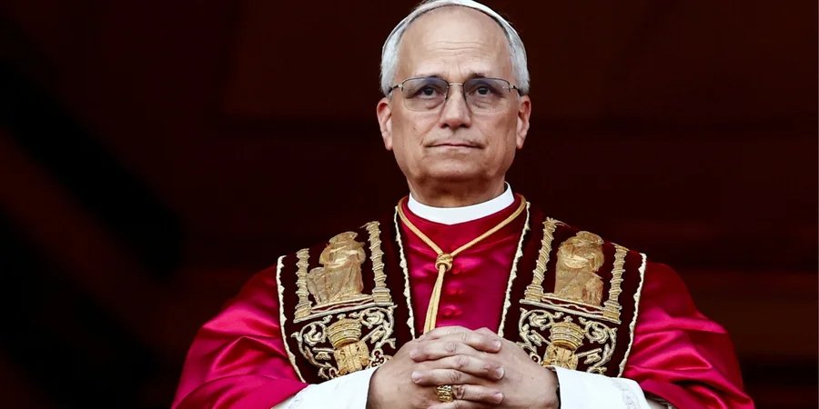 Переговори у Ватикані — чи може Папа Лев Xiv виступити миротворцем для закінчення війни в