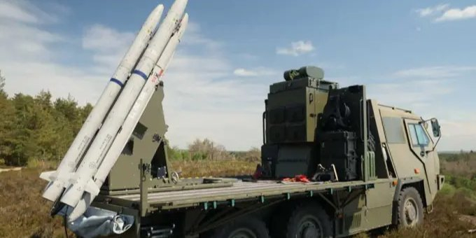 Ukraine’s improvised use of UK's ASRAAM missiles - how effective are ...