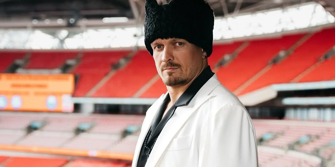 Александр Усик поразил эффектным костюмом — дизайнер Damirli объяснила ...