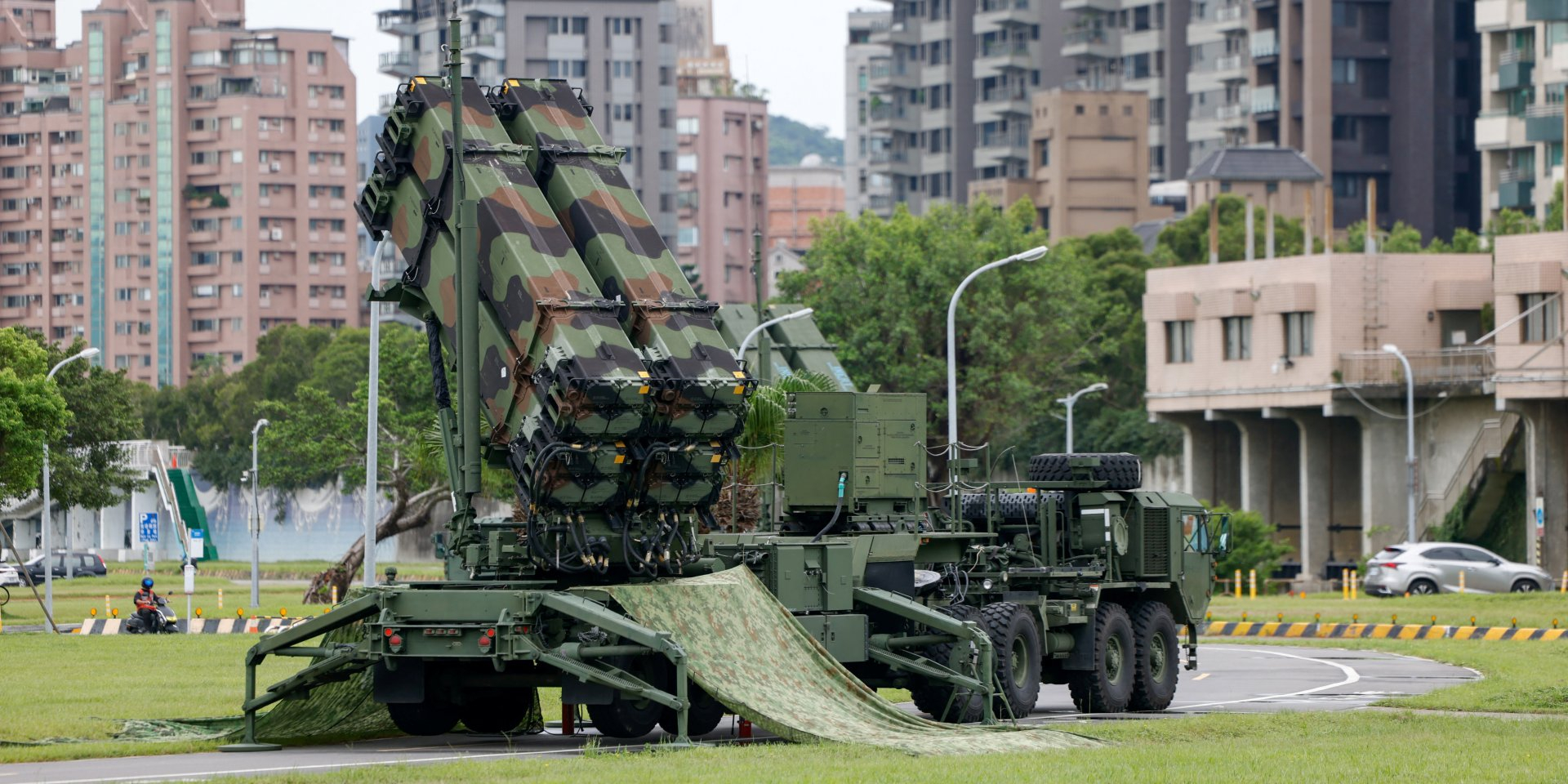 NATO-funded US arms to arrive in Ukraine within weeks / The New Voice ...