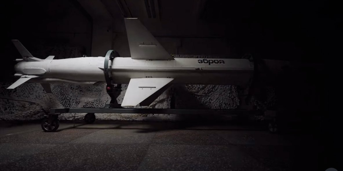 Ukraine debuts Long Neptune missile with 1,000 km range: MoD video ...