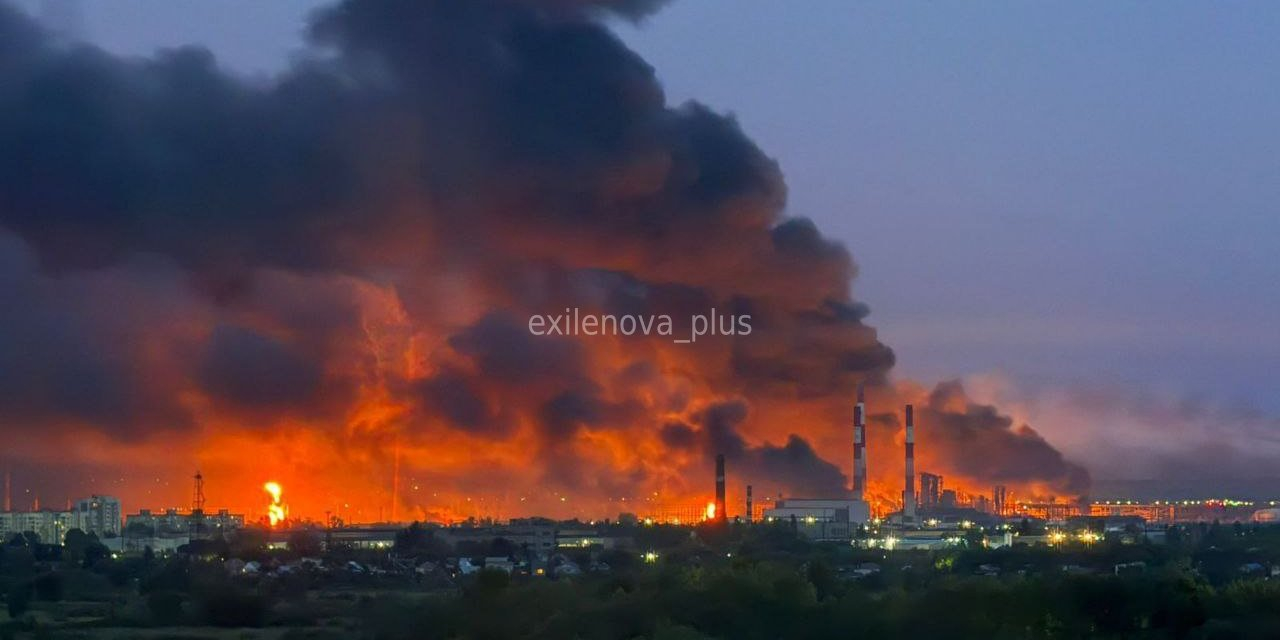 Ukrainian drones torch Rosneft giant, hit multiple targets deep in ...