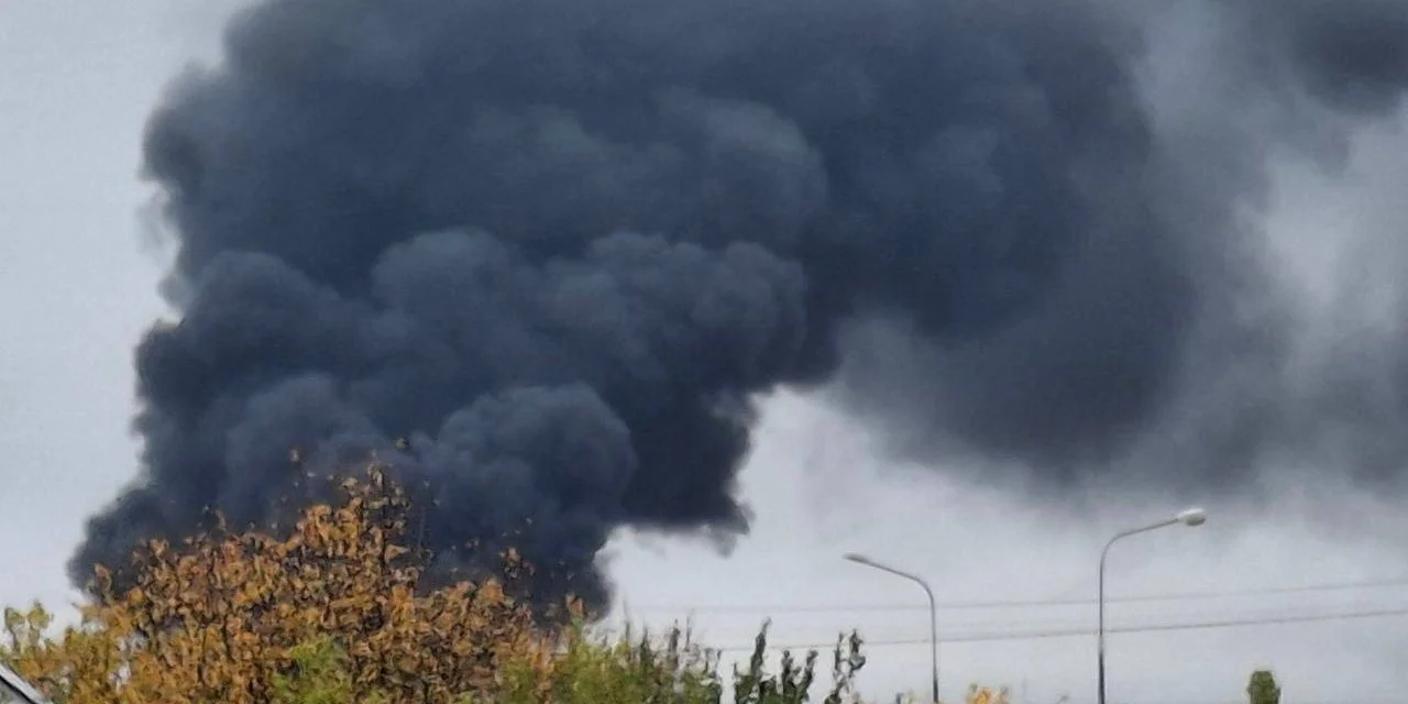 Drones attack oil depot in Matveyev Kurgan in Rostov Oblast — video ...