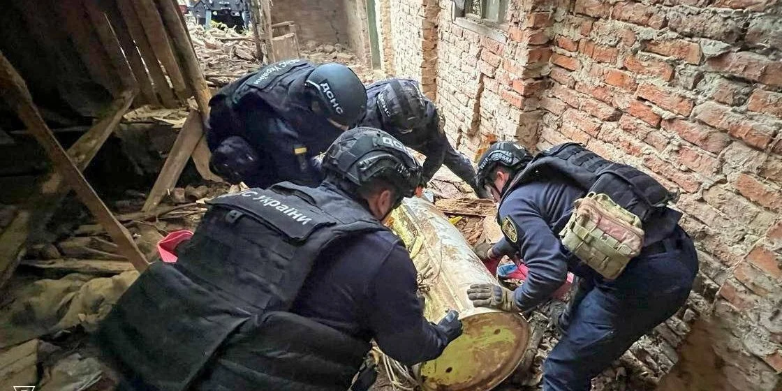 State Emergency Service pyrotechnicians find and destroy Iskander-K ...