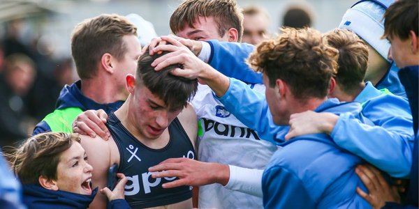 Долю матчу Шахтар — Динамо у юнацькому чемпіонаті вирішив вітер — відео фантастичного голу ...