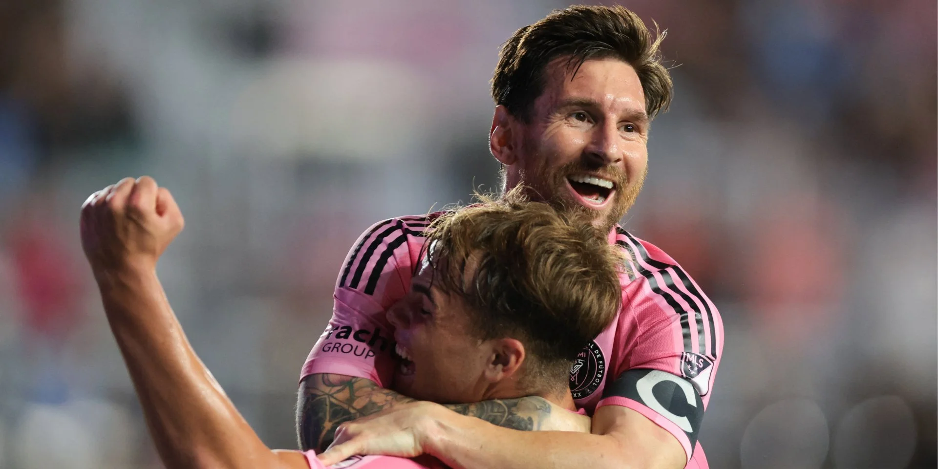 Відео, як Ліонель Мессі забив дубль і віддав два асисти — Інтер Маямі вийшов у плей-оф MLS / NV