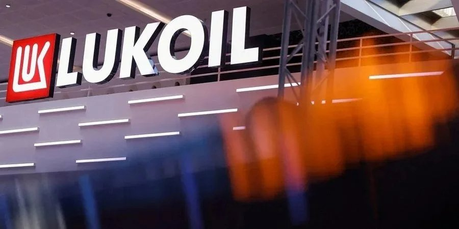 China and India fall in line with U.S. curbs on Lukoil and Rosneft ...