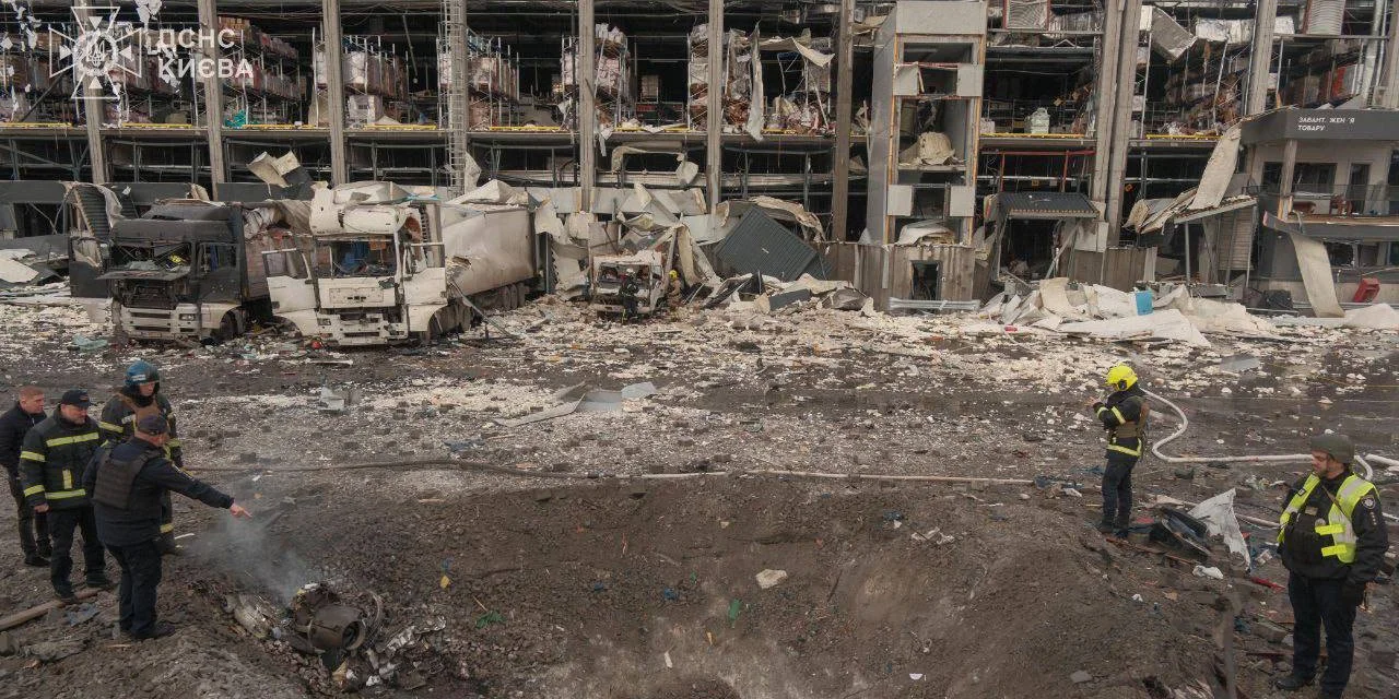 Russian strike on Kyiv’s Novus logistics hub kills four delivery ...